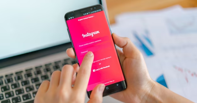 What Does CFS Mean On Instagram? | Social Tradia