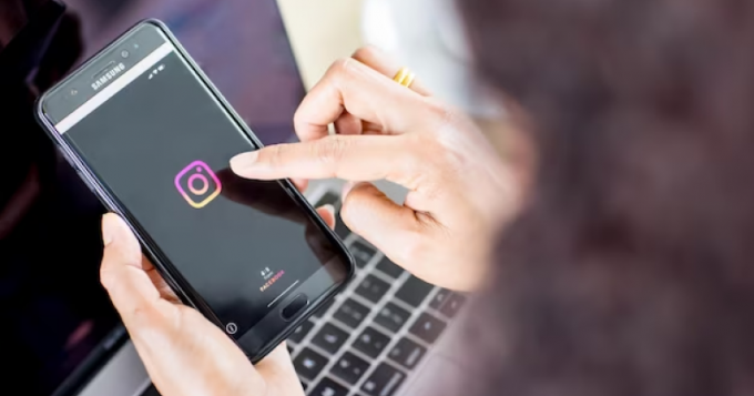 How Do I Contact Instagram? | Social Tradia