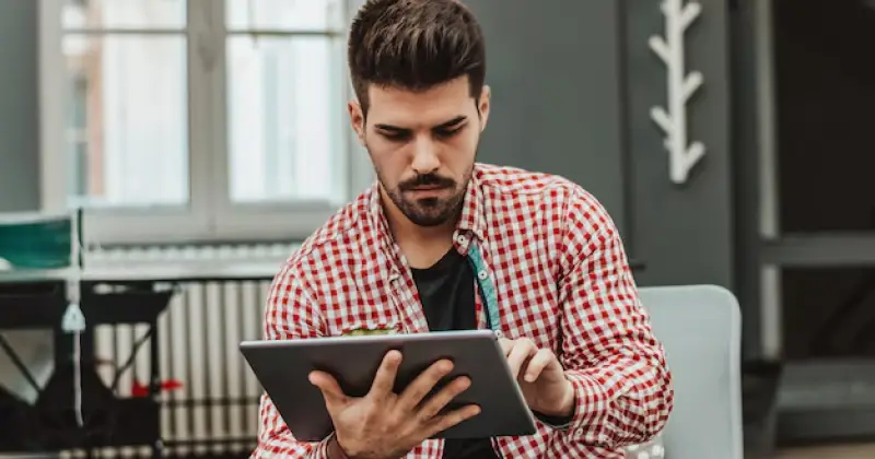 Understanding Instagram Navigation: A Simple Guide | Social Tradia