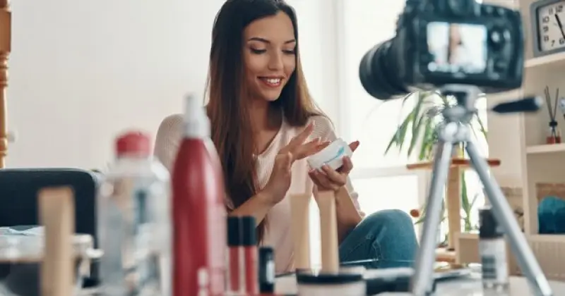 Top 20 Brands Partnering with Micro Influencers in 2025 | Social Tradia