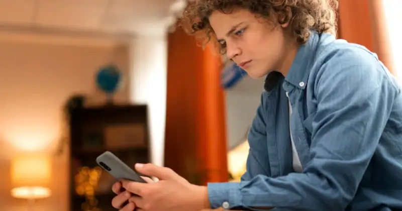 What Does “FR” Stand For on Social Media? A Simple Explanation | Social ...