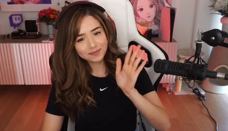 Most Subscribed Female YouTubers in 2025 | Social Tradia