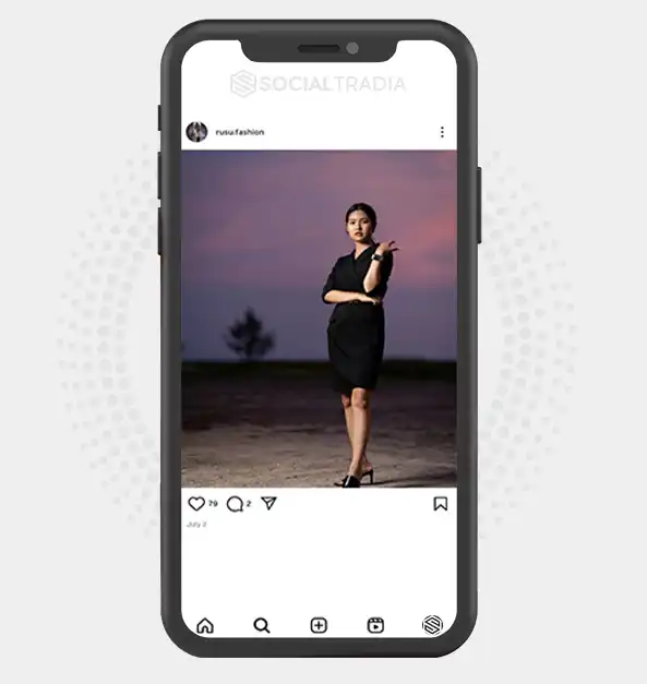 Buy models & hot girls Instagram accounts | Social Tradia